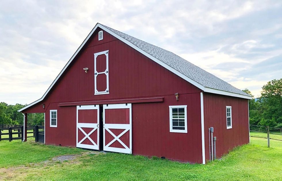 Modern Horse Barn Color Trends and Design Ideas | Horizon Structures