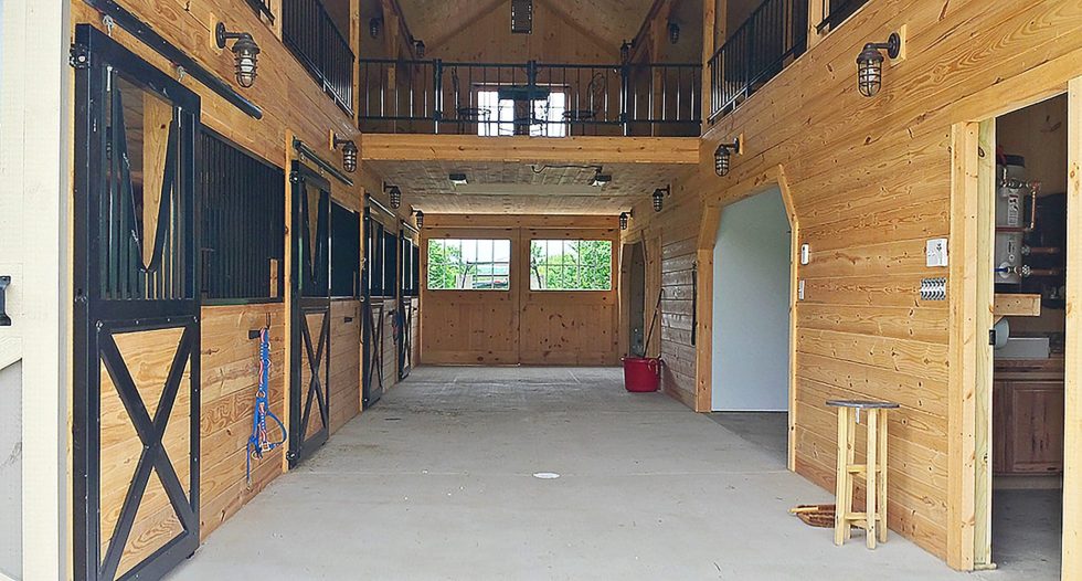 Prefab Loft Barns | Horse Barns with Living & Storage Space | Horizon ...
