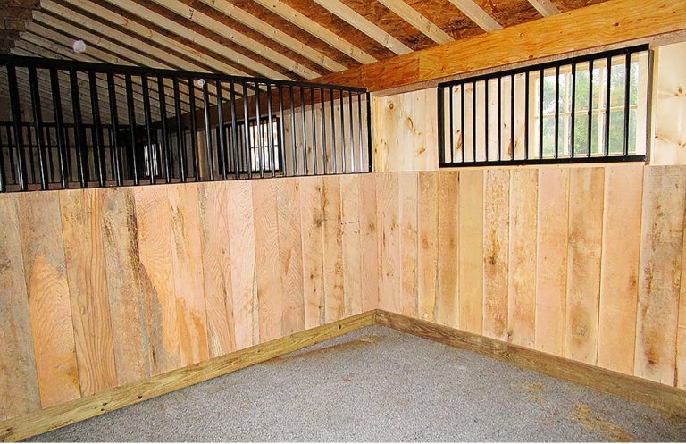 Why You Need Horse Barn Stall Windows | Horizon Structures