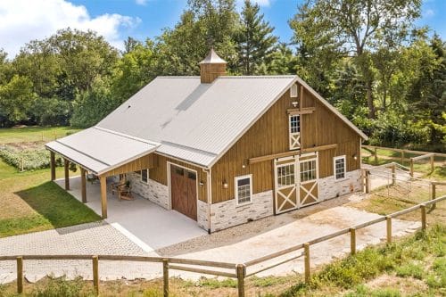 Barn Design Horsekeeping Tips: Automatic Waterers & More
