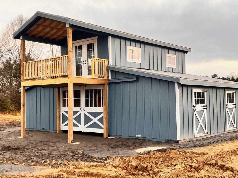36×24 Blue Monitor Barn | Three Stall Horse Barn with Loft | Horizon ...